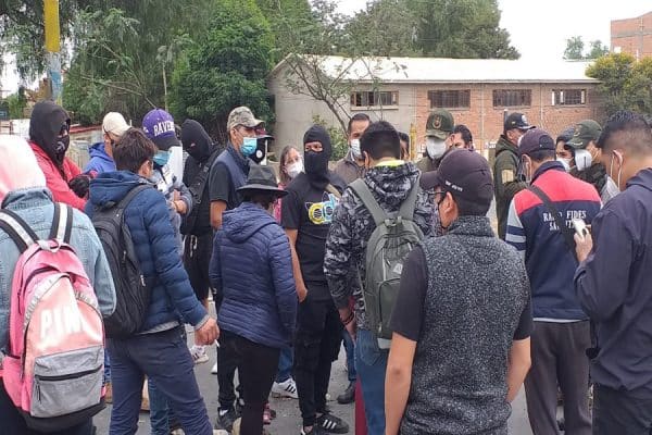 Ángela Mamani archivos - Voces del Sur